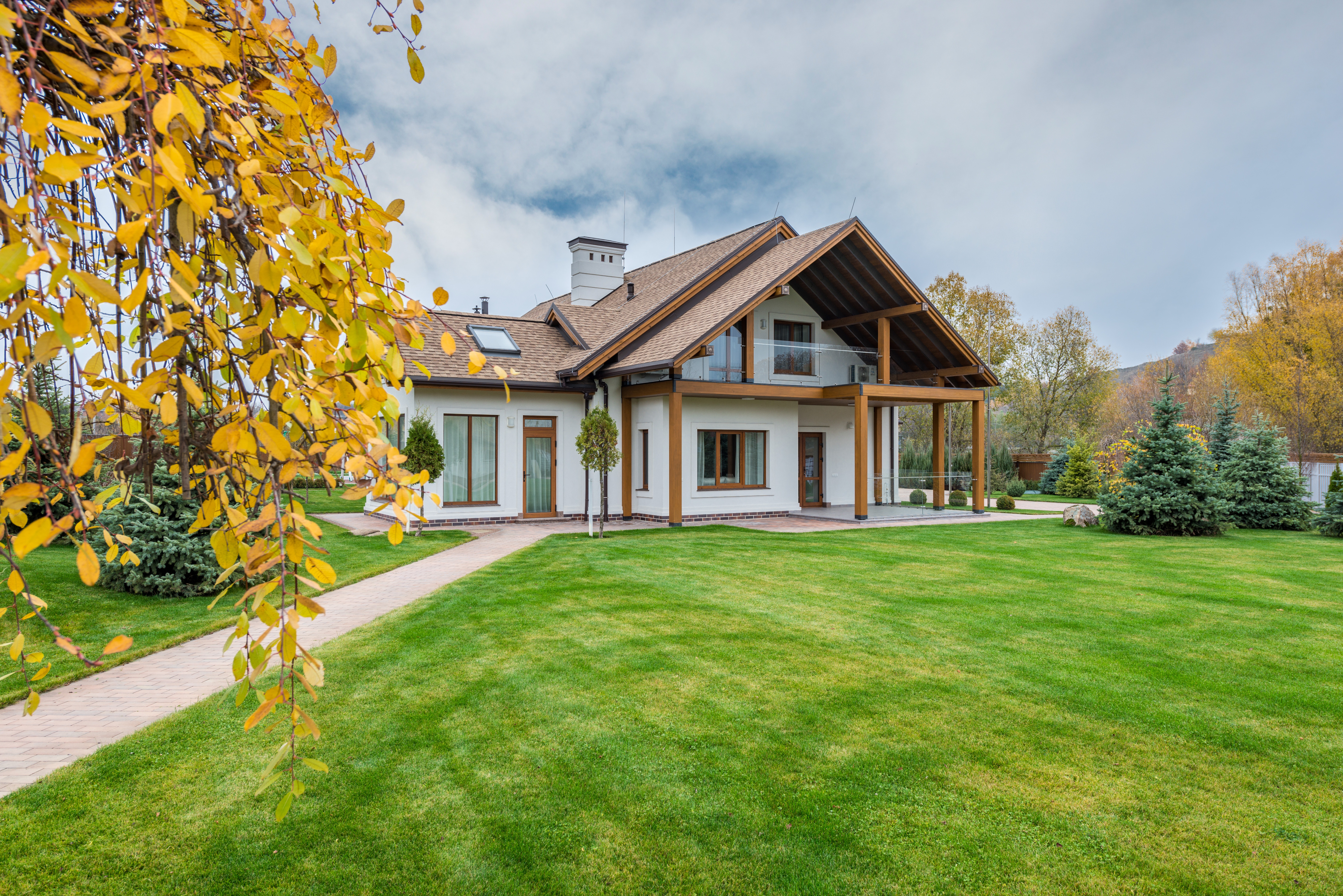 Lucky Shurb - Landscape planner for you.